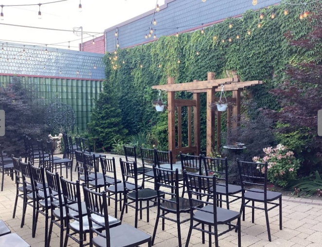 Secret Garden at the Harbor - West Michigan Wedding Venues